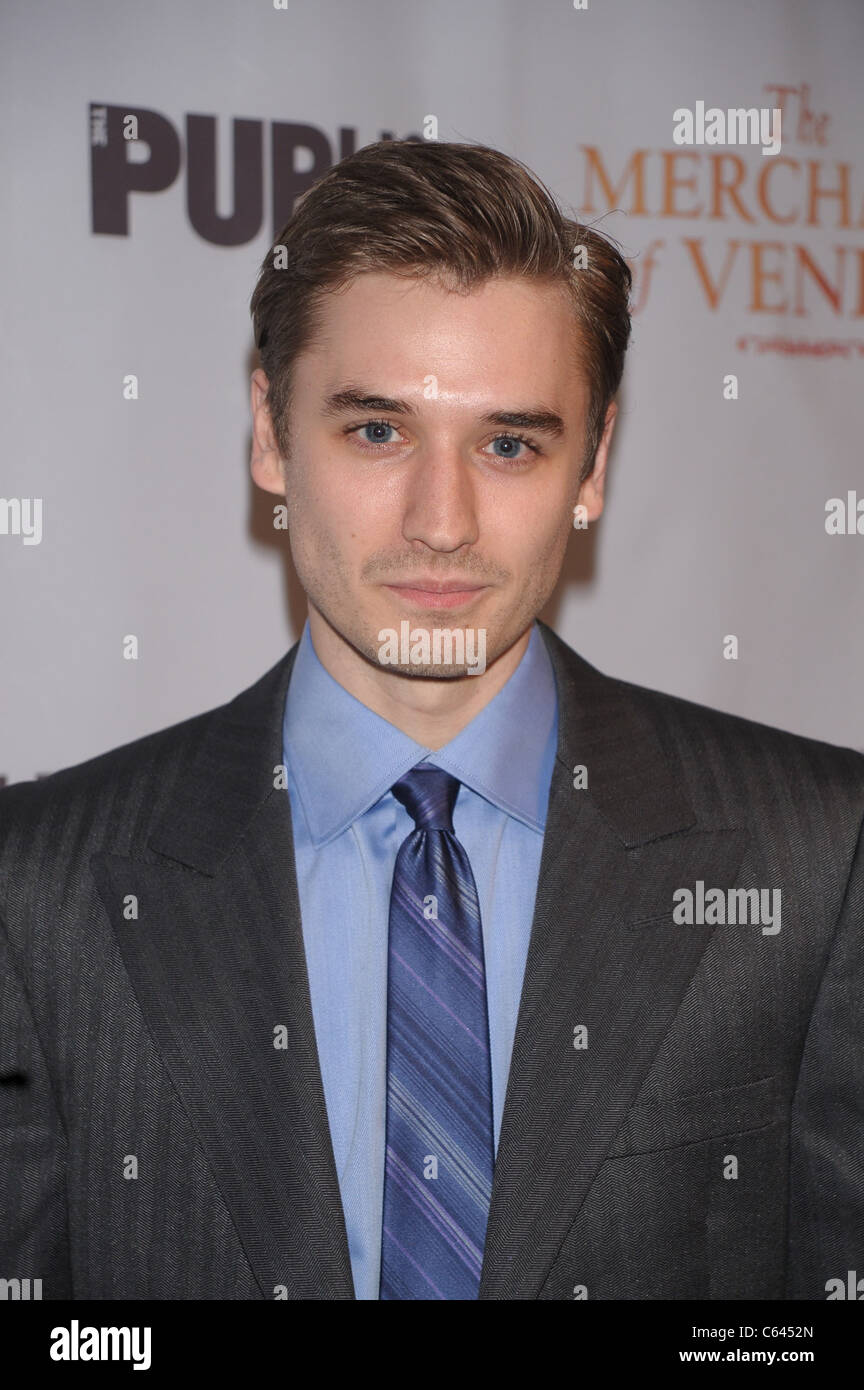 Seth numrich hi-res stock photography and images - Alamy