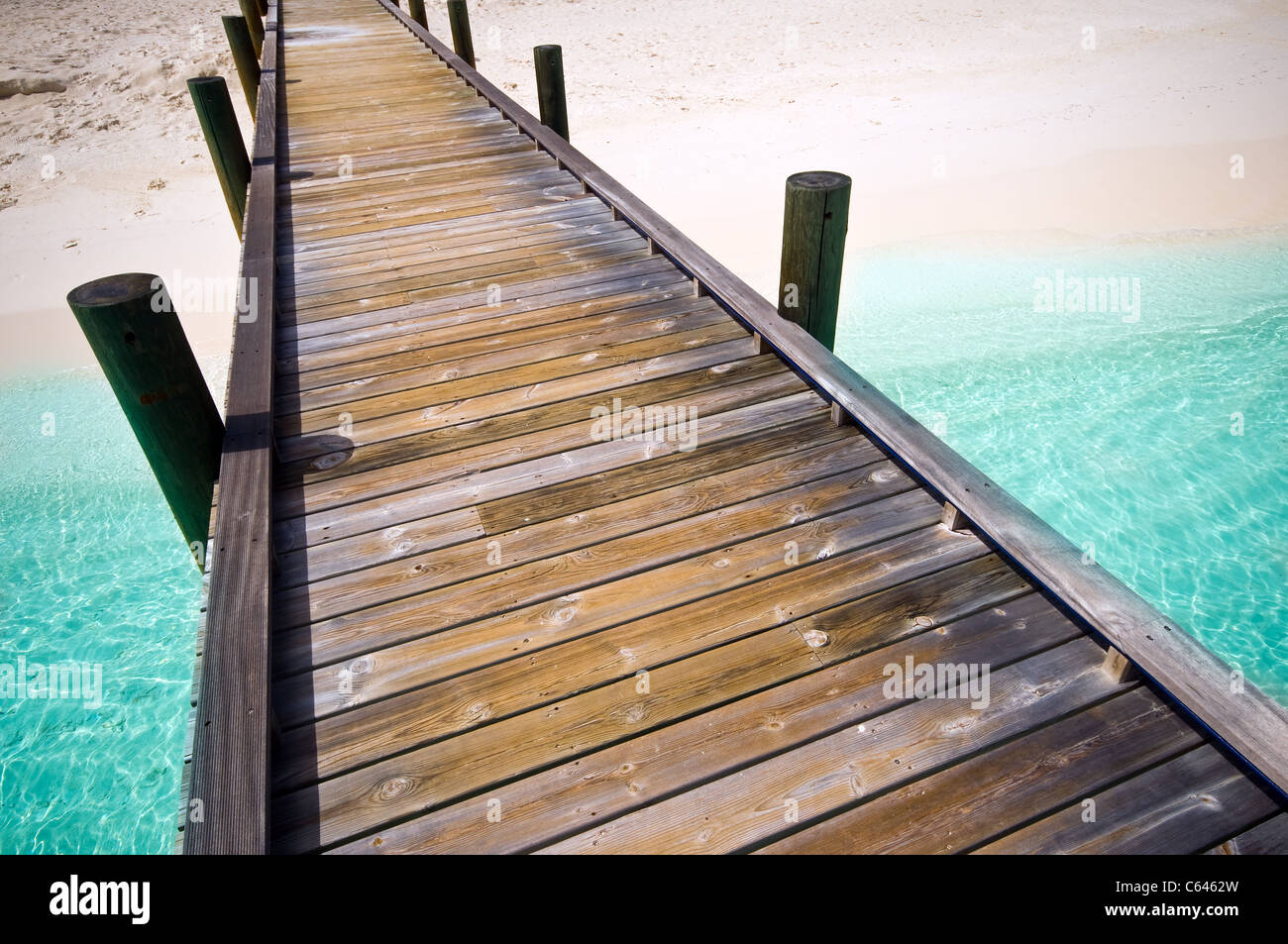 Bridge to the island hi-res stock photography and images - Alamy