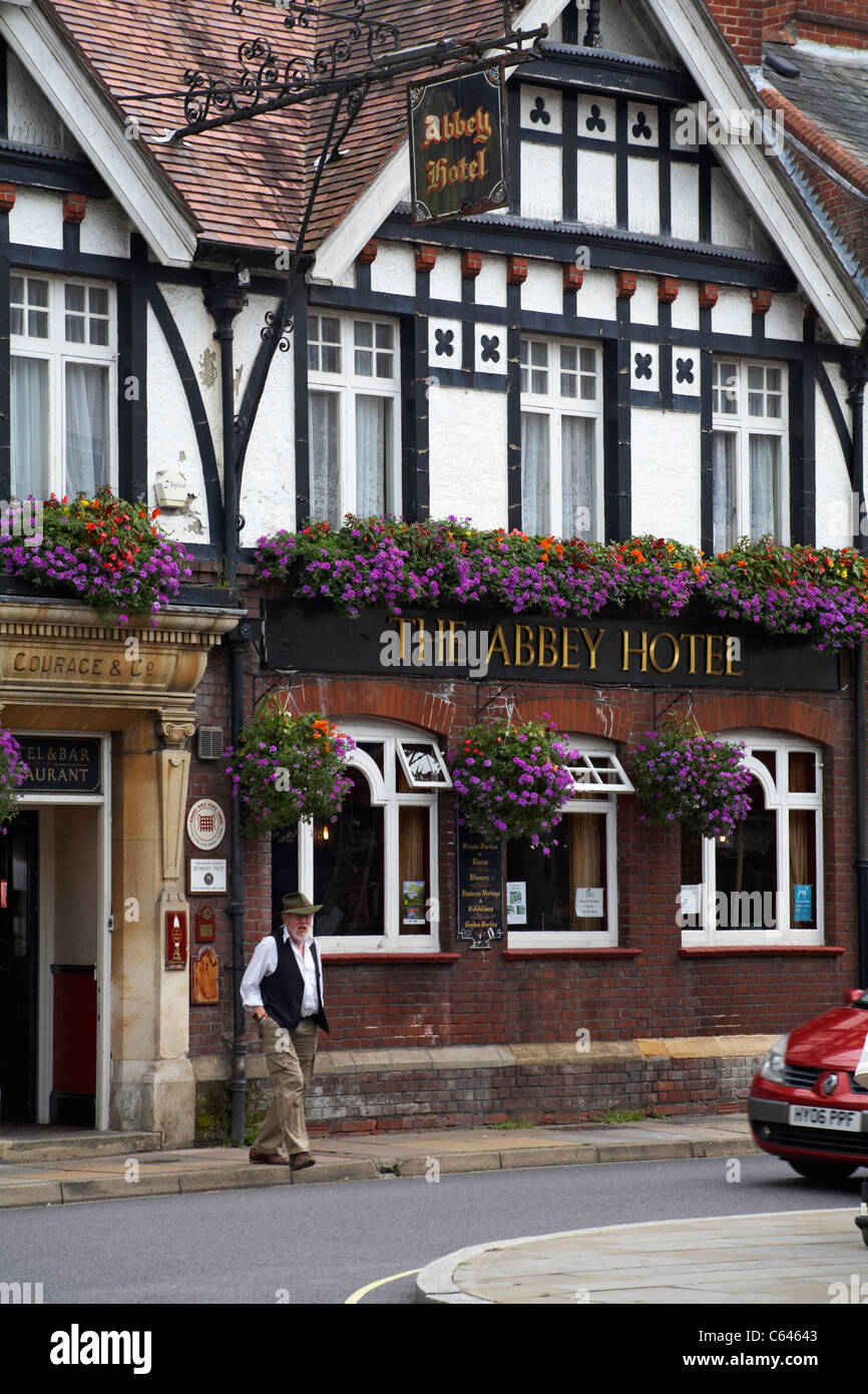 Abbey hotel romsey hi-res stock photography and images - Alamy