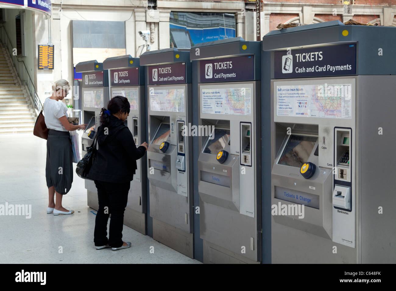 Waterloo ticket machine hi-res stock photography and images - Alamy