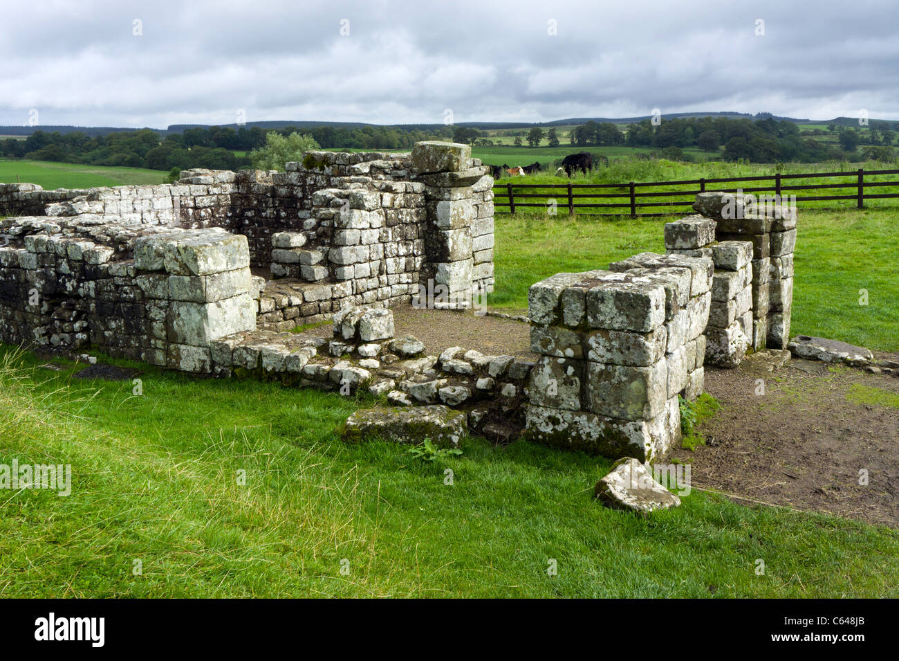 Roman fort gate hi-res stock photography and images - Alamy