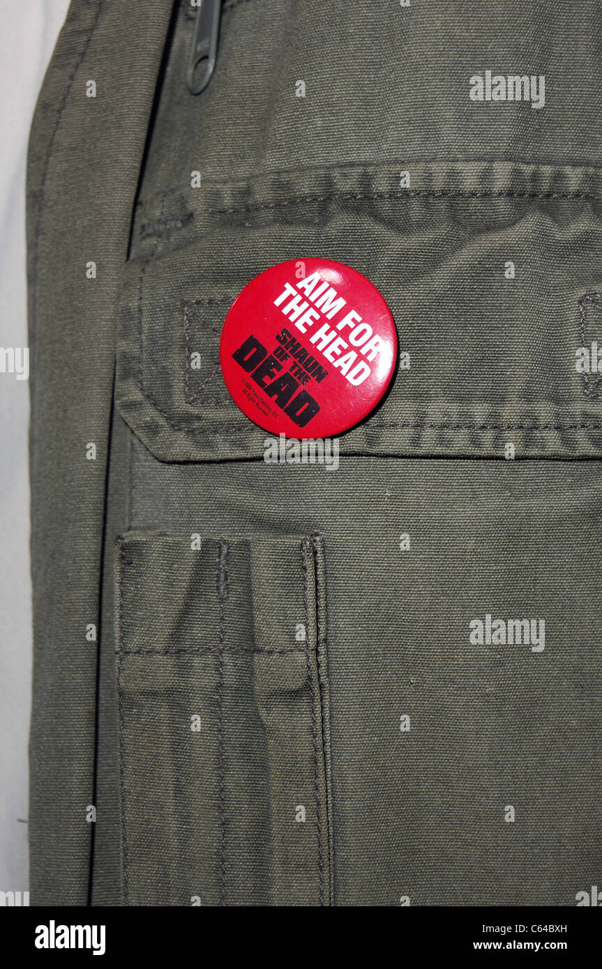 George romeros land dead 2005 hi-res stock photography and images - Alamy