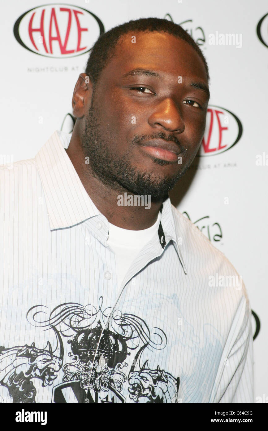 LeGarrette Blount (Tennessee Titans) at arrivals for IYAZ Performing ...