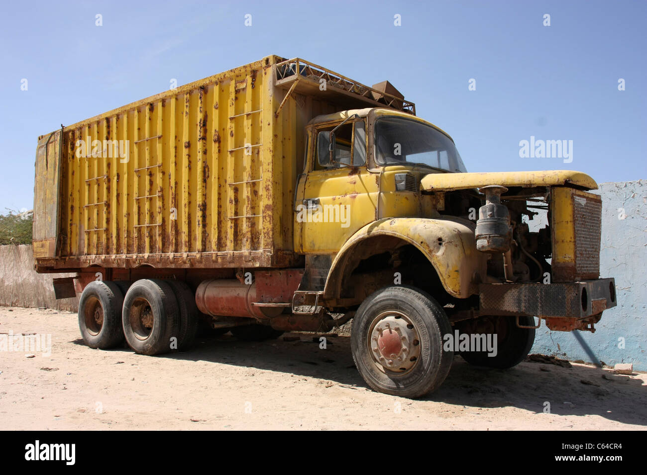 Sahara highway truck hi-res stock photography and images - Alamy