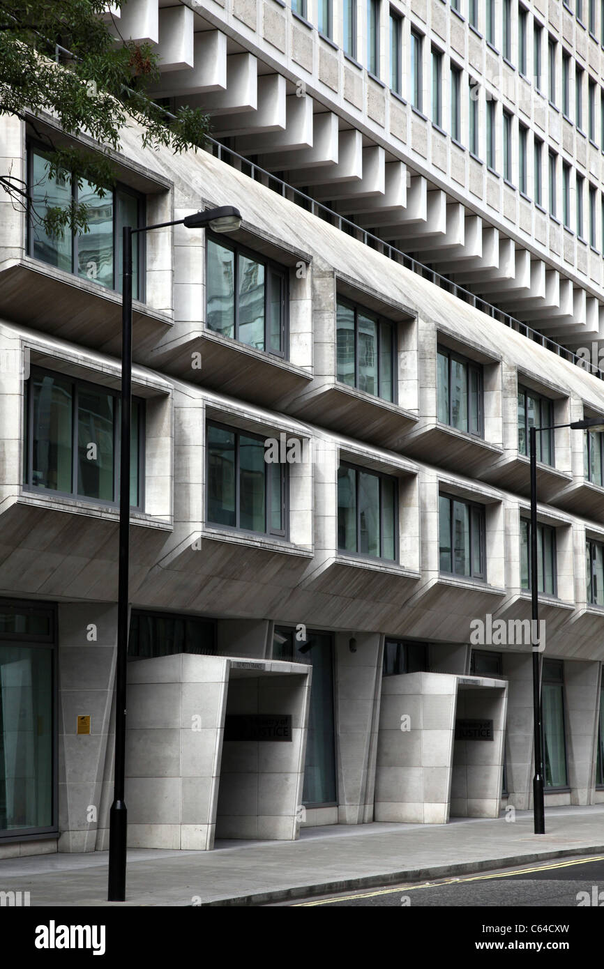 Ministry of justice building hi-res stock photography and images - Alamy