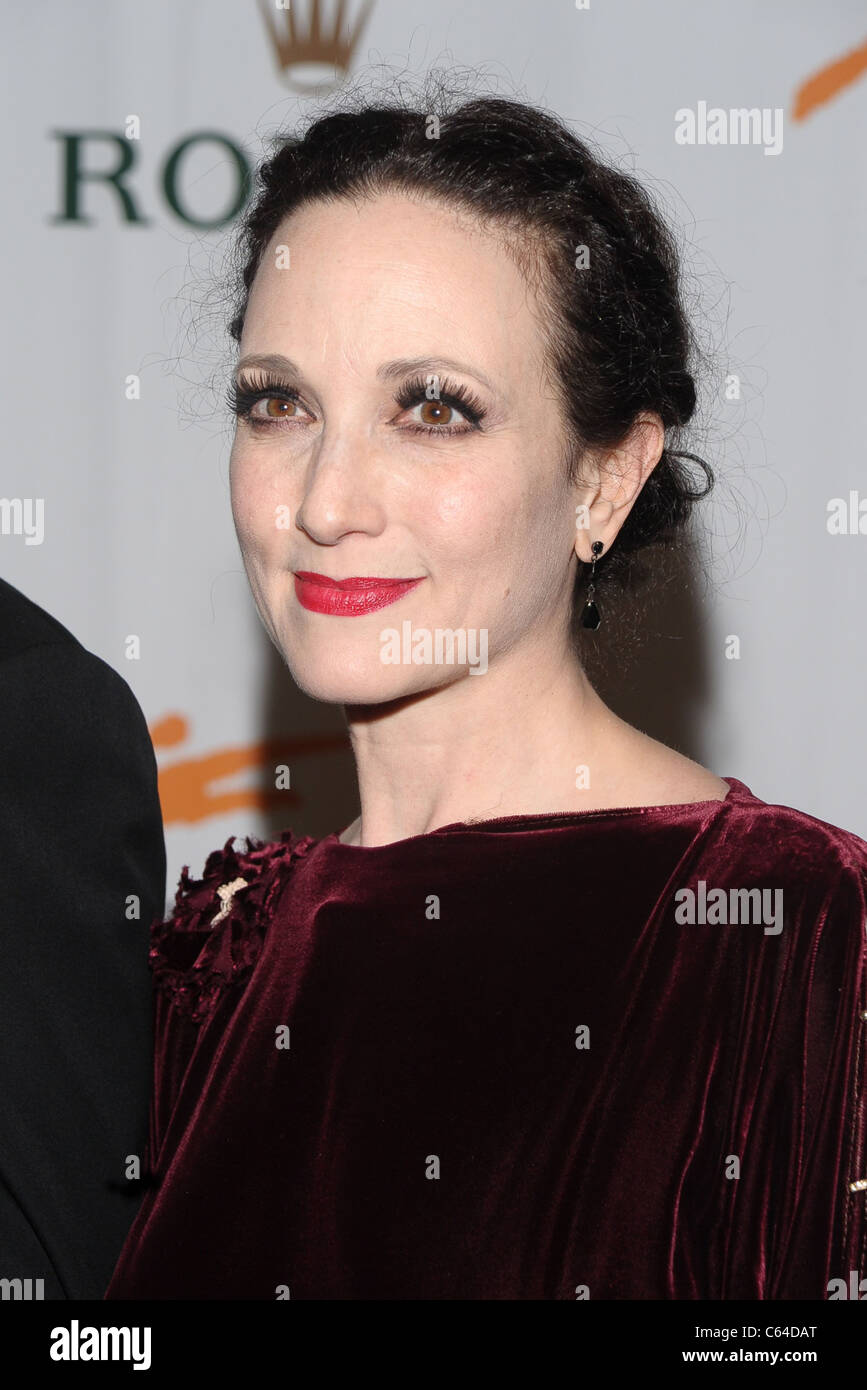 Bebe neuwirth hi-res stock photography and images - Alamy