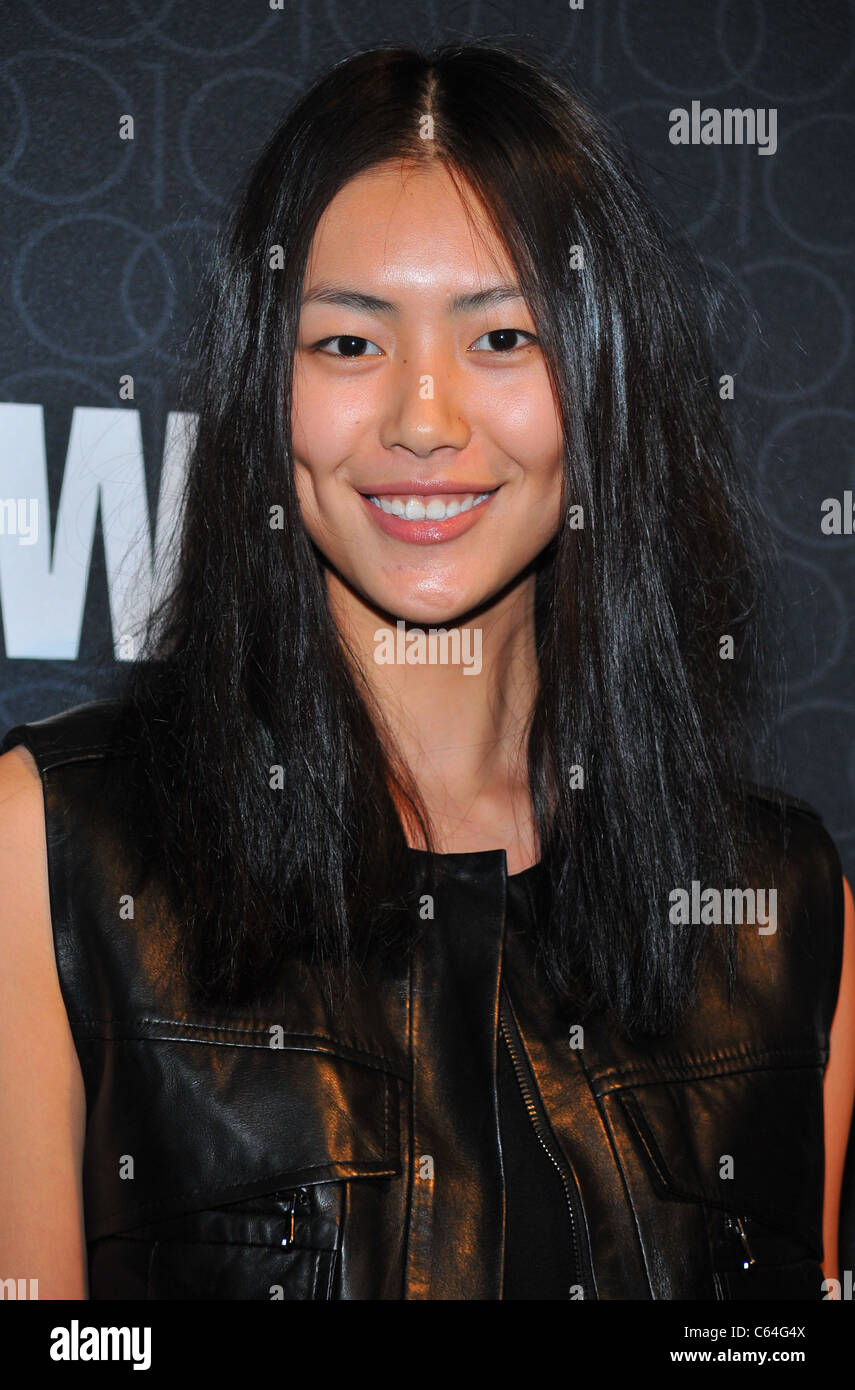 Liu Wen at arrivals for Women's Wear Daily (WWD) 100th Anniversary Gala ...