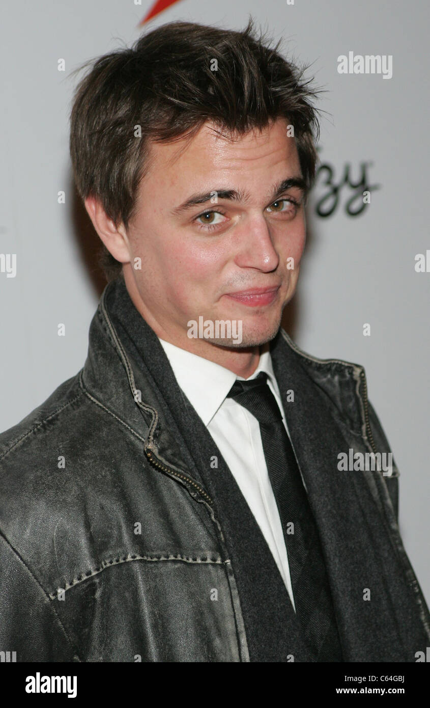 Darin Brooks at arrivals for World Hunger Relief Auction at EVE ...