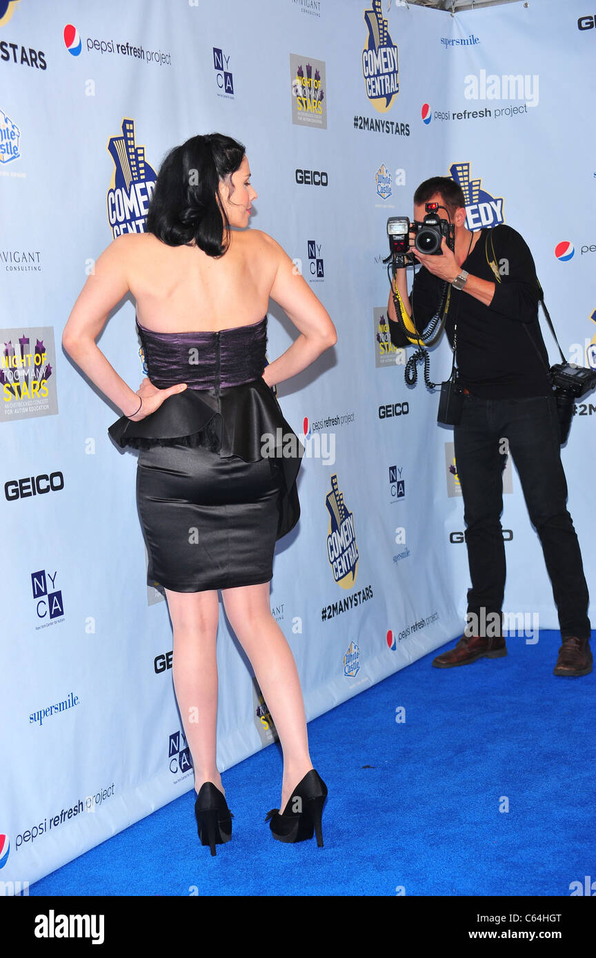 Sarah Silverman at arrivals for Comedy Central's Night Of Too Many ...