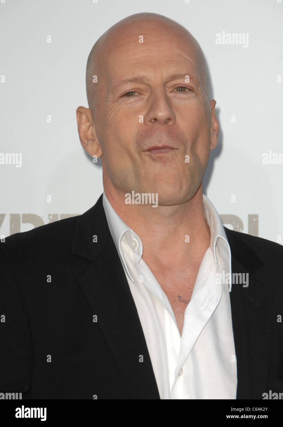 Bruce willis the expendables hi-res stock photography and images - Alamy