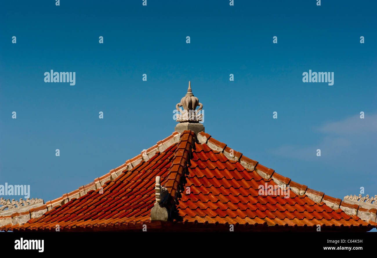 Roof of a Balinese bale pavilion, Nusa Dua Beach, Bali Stock Photo - Alamy