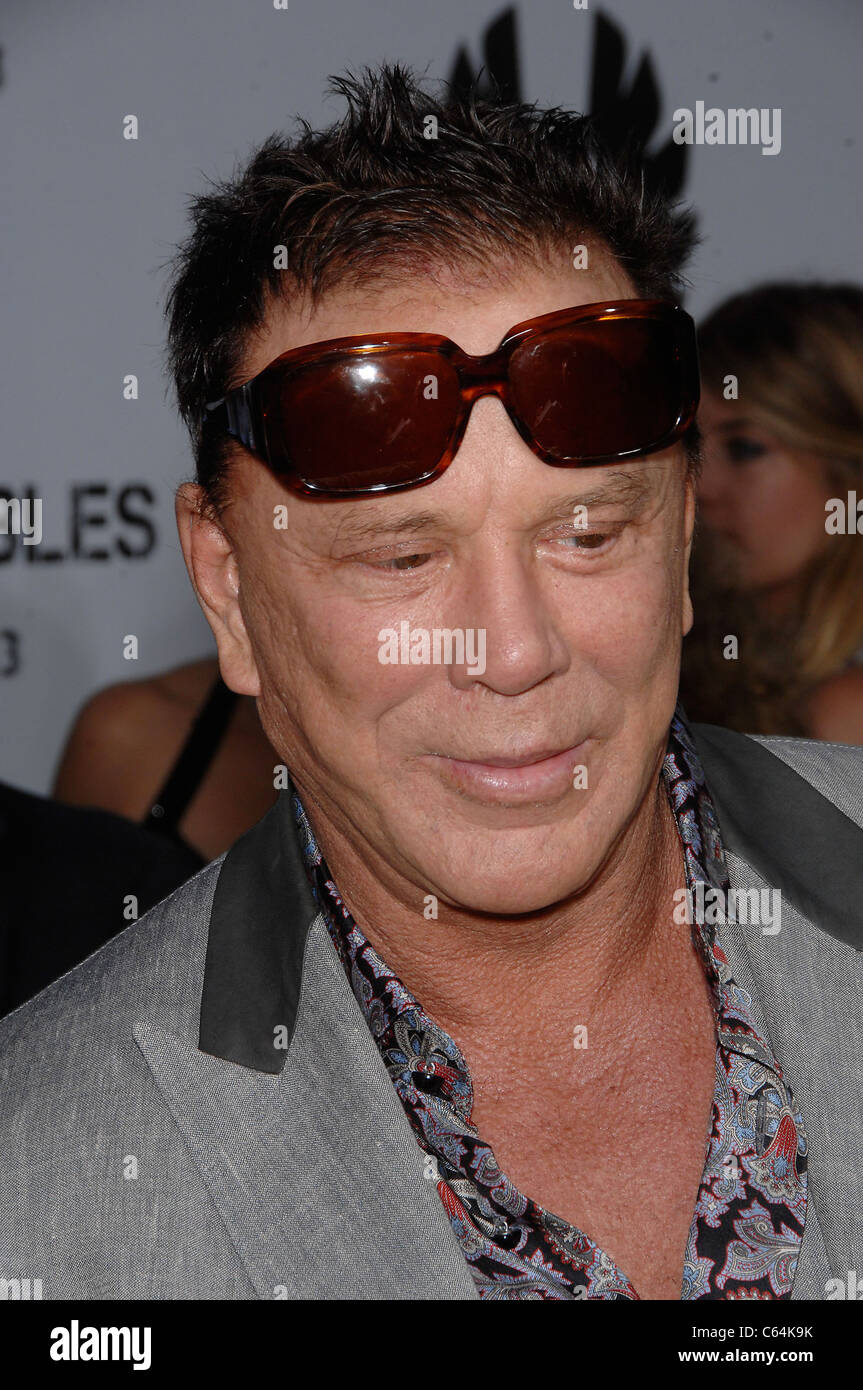 Michael Rourke's Instagram, Twitter & Facebook on IDCrawl