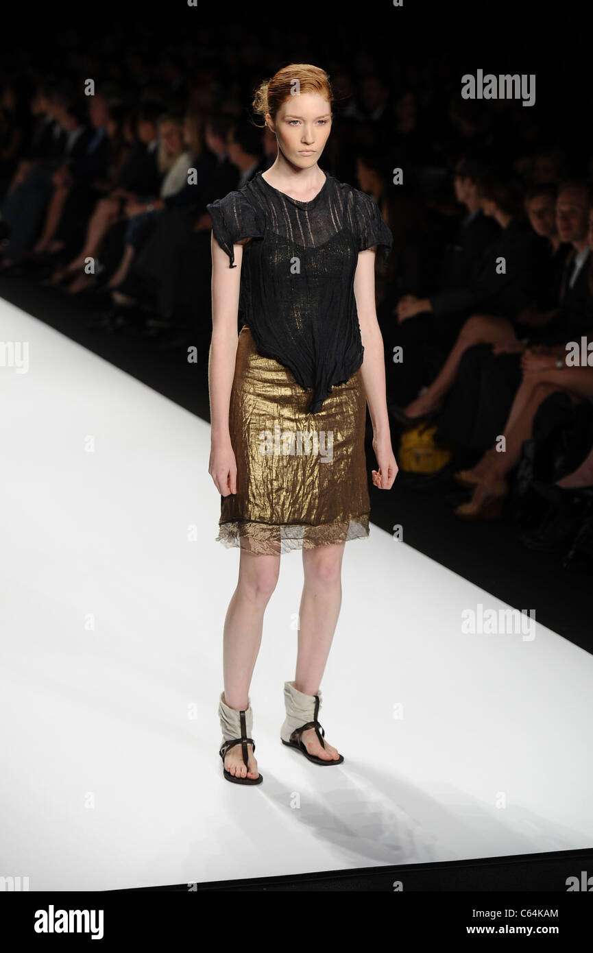 Michael drummond fashion hi res stock photography and images Alamy