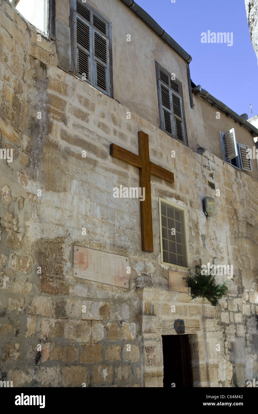 Cross architecture hi-res stock photography and images - Alamy