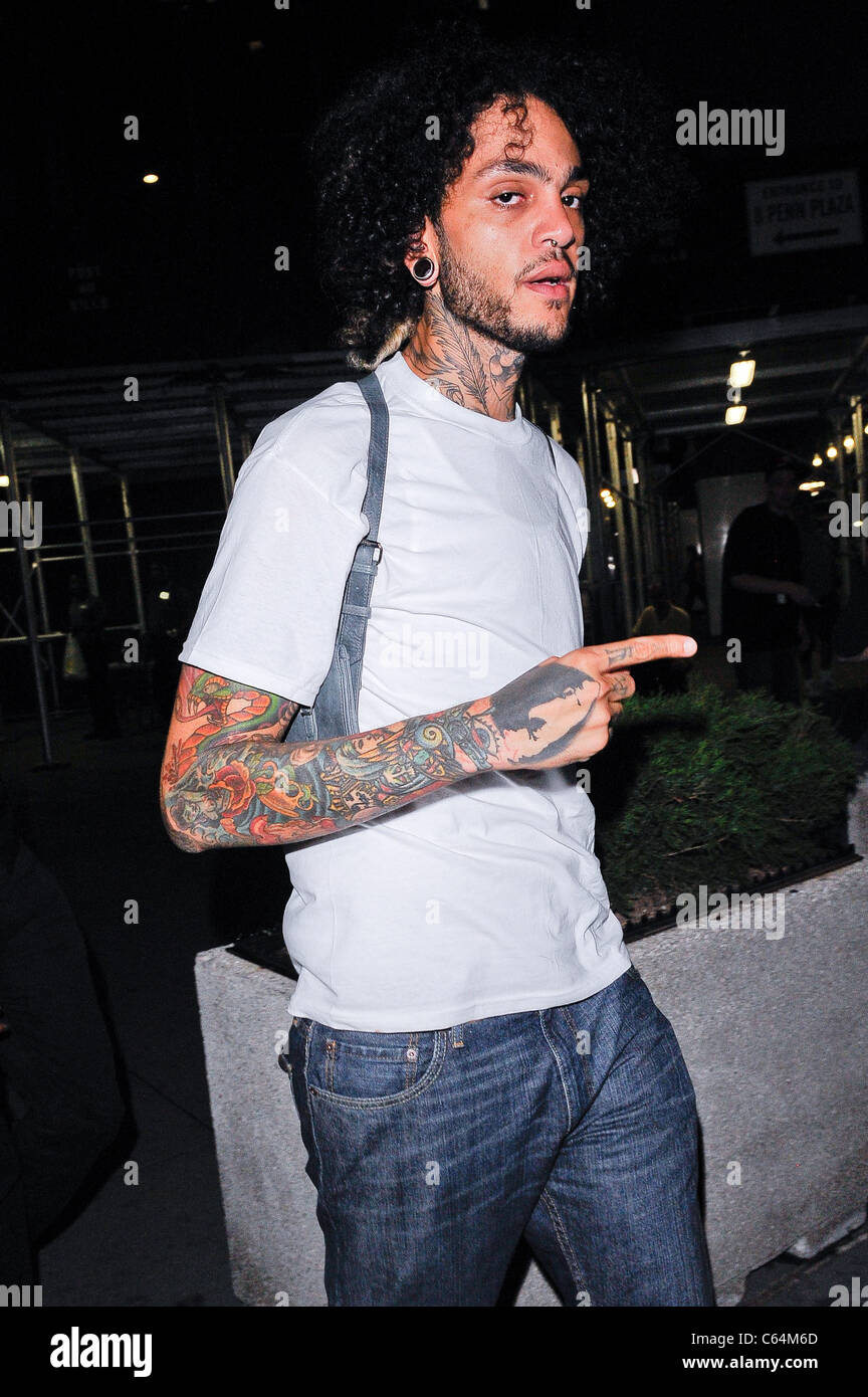 Travis McCoy, leaves Madison Square Garden out and about for CELEBRITY ...