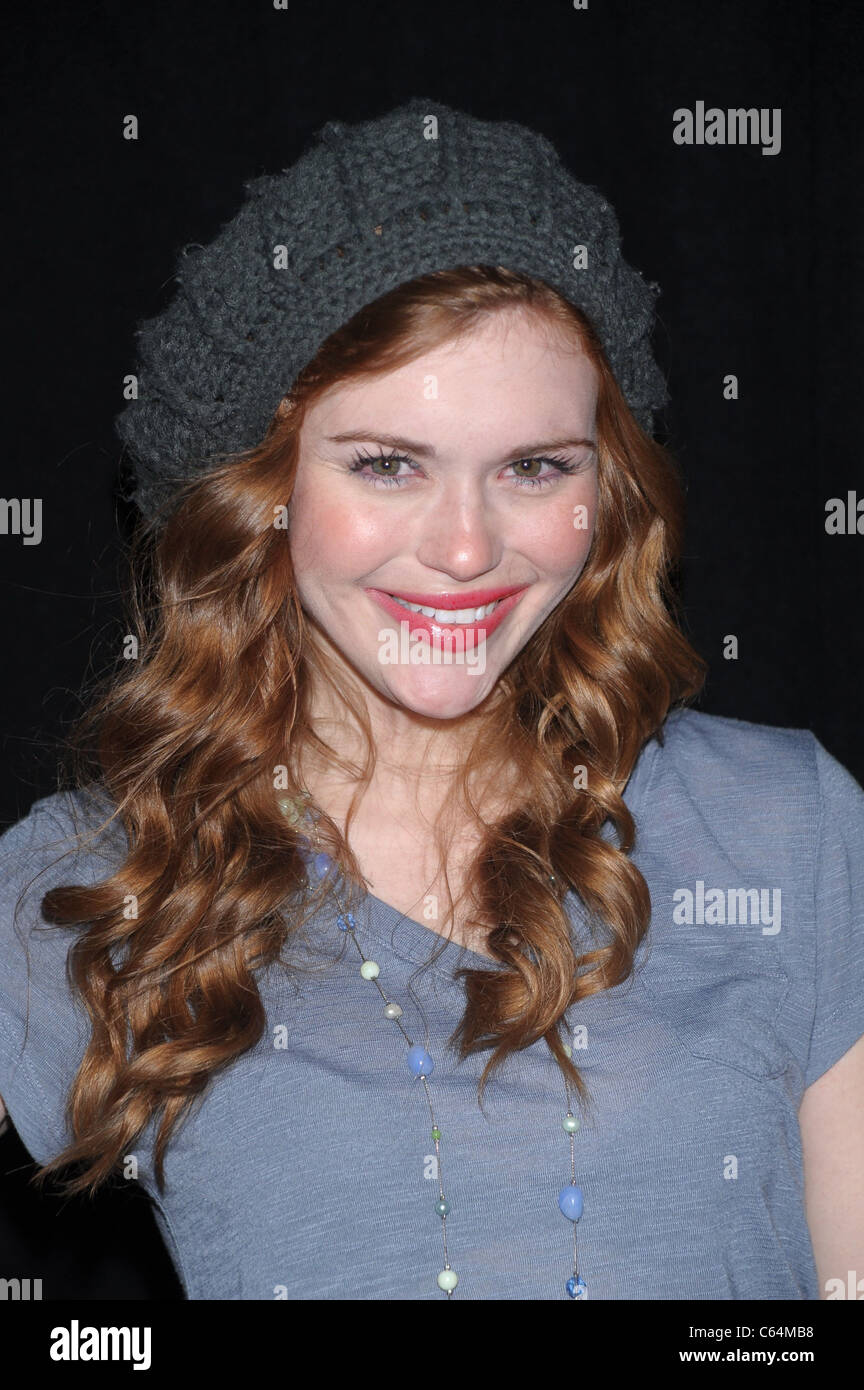 Holland Roden at arrivals for MEGAMIND Premiere, AMC Lincoln Square ...