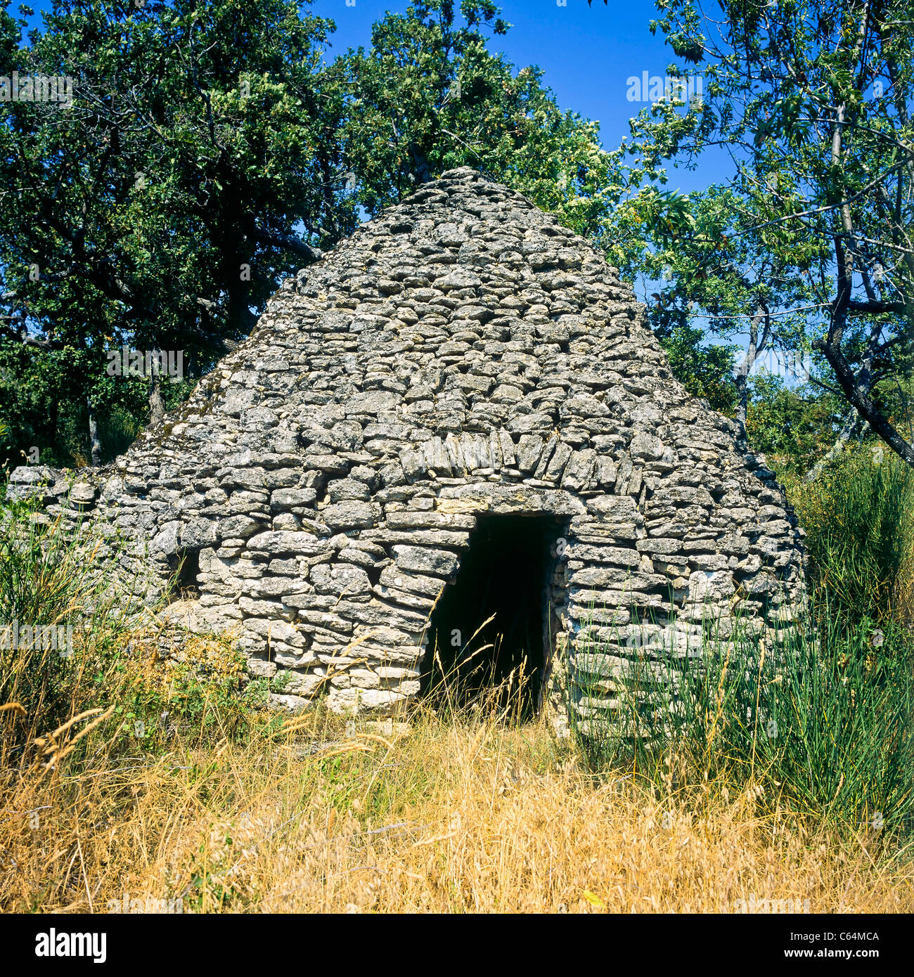 Provence borie drystones huts hi-res stock photography and images - Alamy