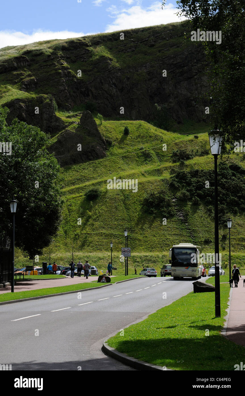 Queens drive in holyrood park hi-res stock photography and images - Alamy