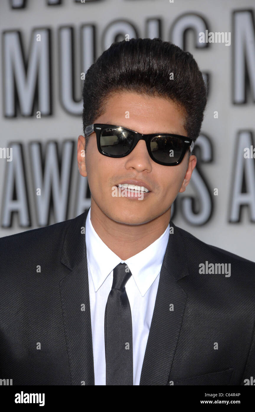 Bruno Mars at arrivals for 2010 MTV Video Music Awards VMA's - ARRIVALS ...