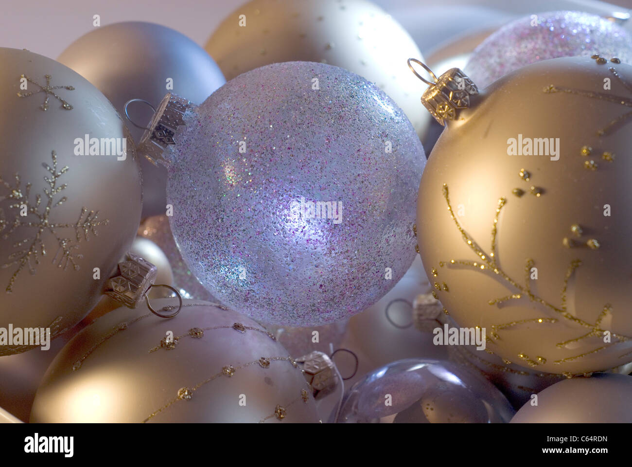 Golden glitter Christmas tree baubles Stock Photo - Alamy