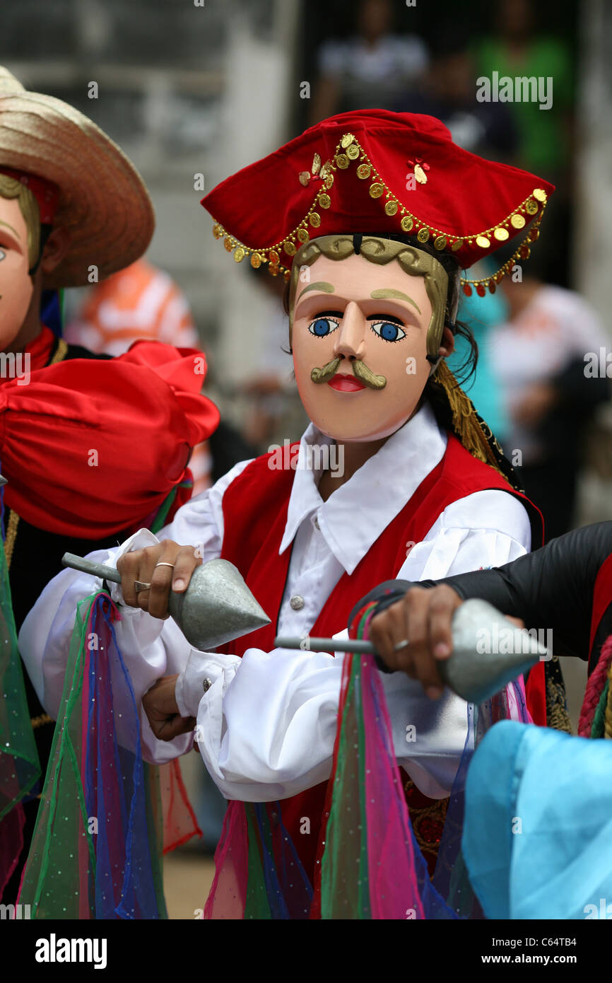 Costume nicaragua hi-res stock photography and images - Alamy