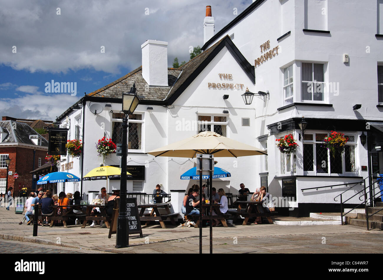 17th century The Prospect Inn, Exeter Historic Quayside, Exeter, Devon ...