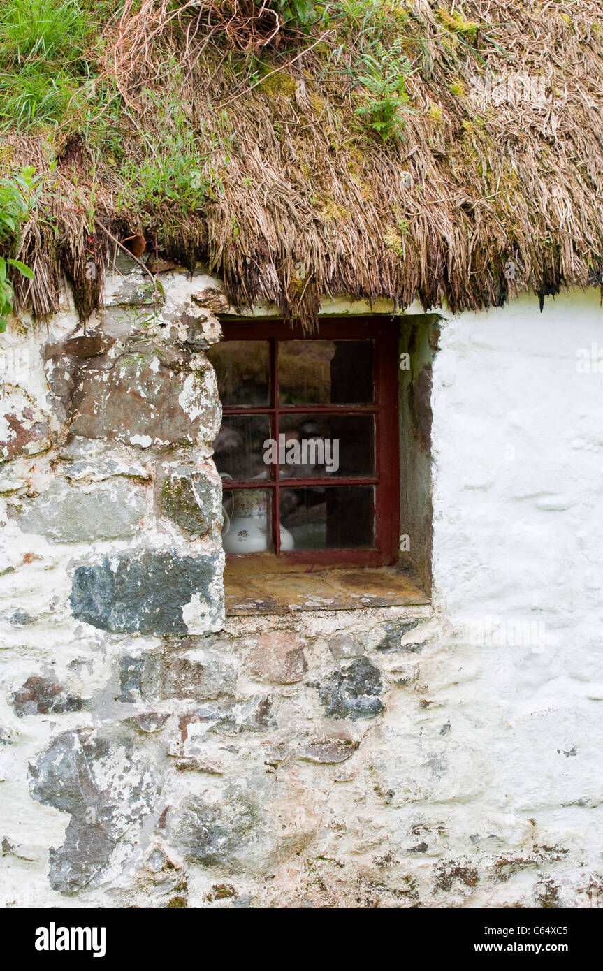 An old sash window in a Scottish crofters cottage Stock Photo - Alamy
