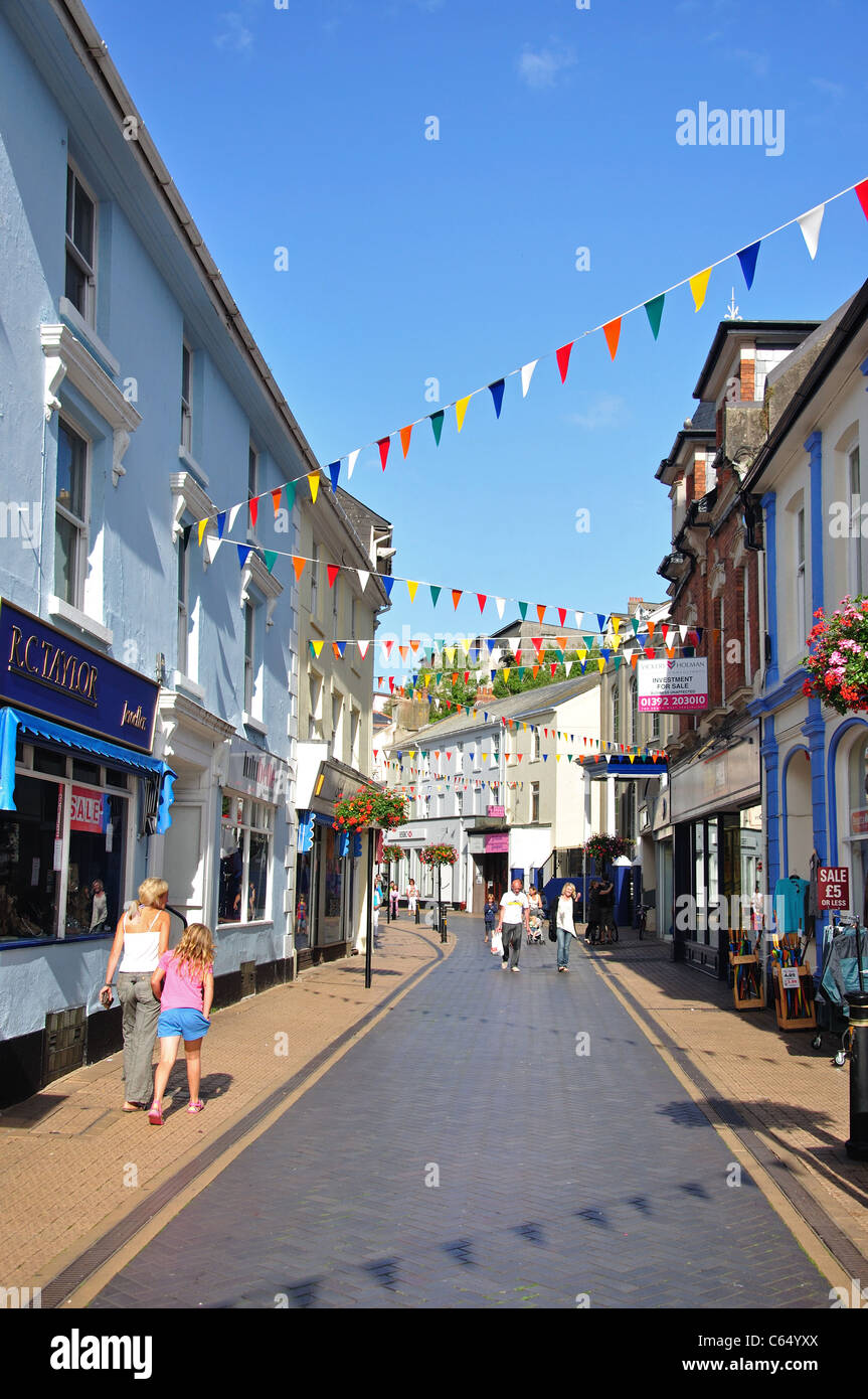 Brixham town centre hi-res stock photography and images - Alamy