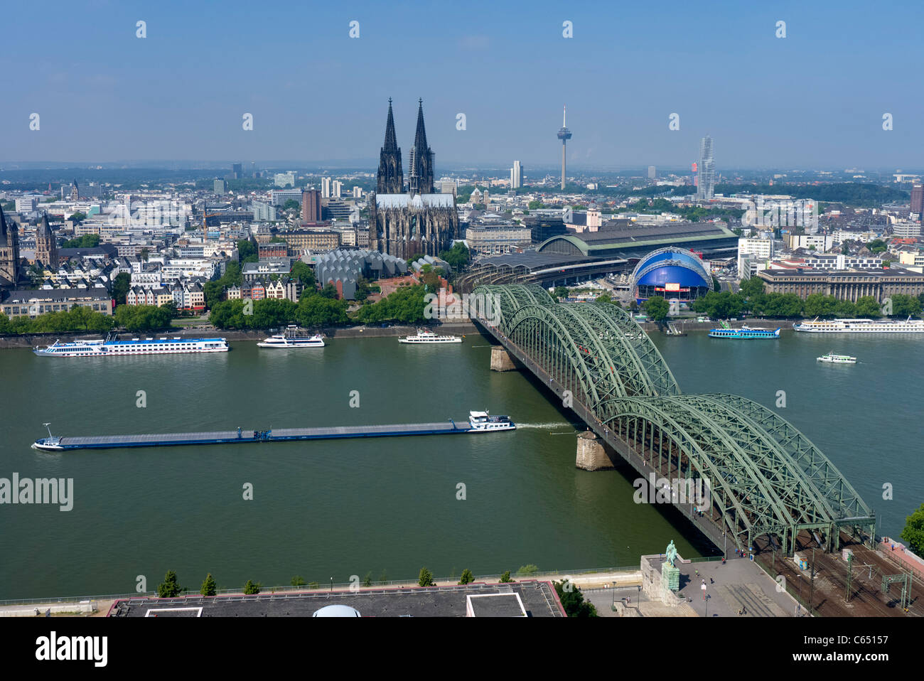 River rhine bridges hi-res stock photography and images - Alamy