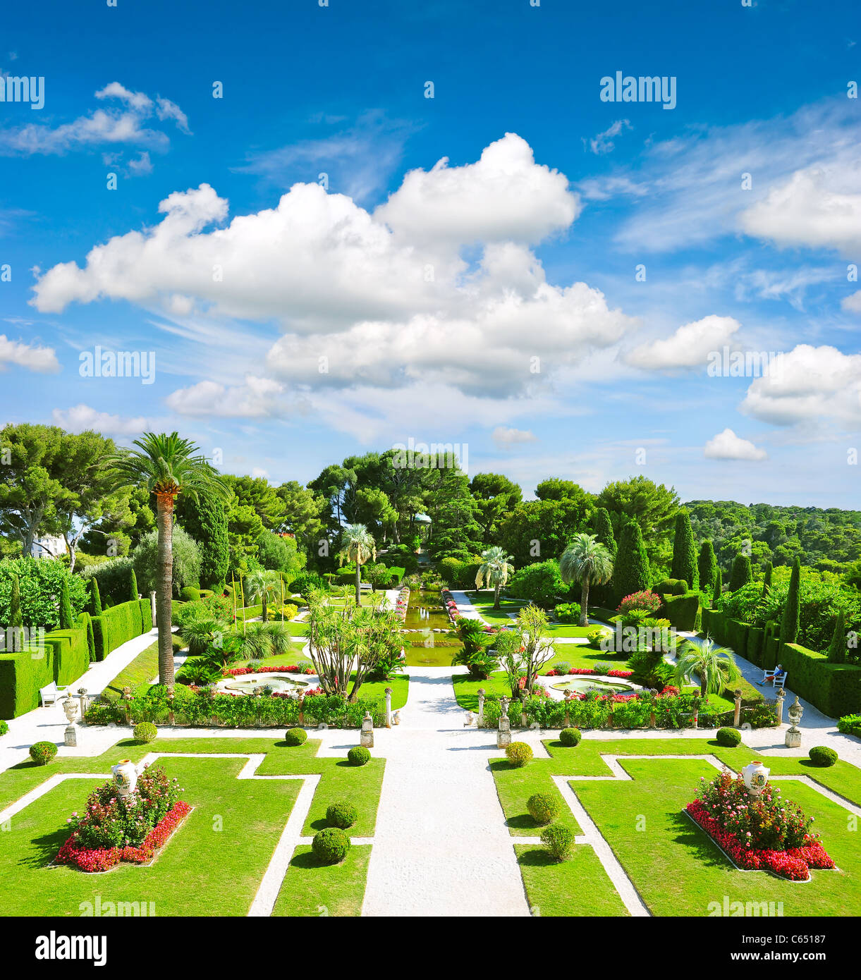 beautiful mediterranean garden on the french riviera Stock Photo - Alamy