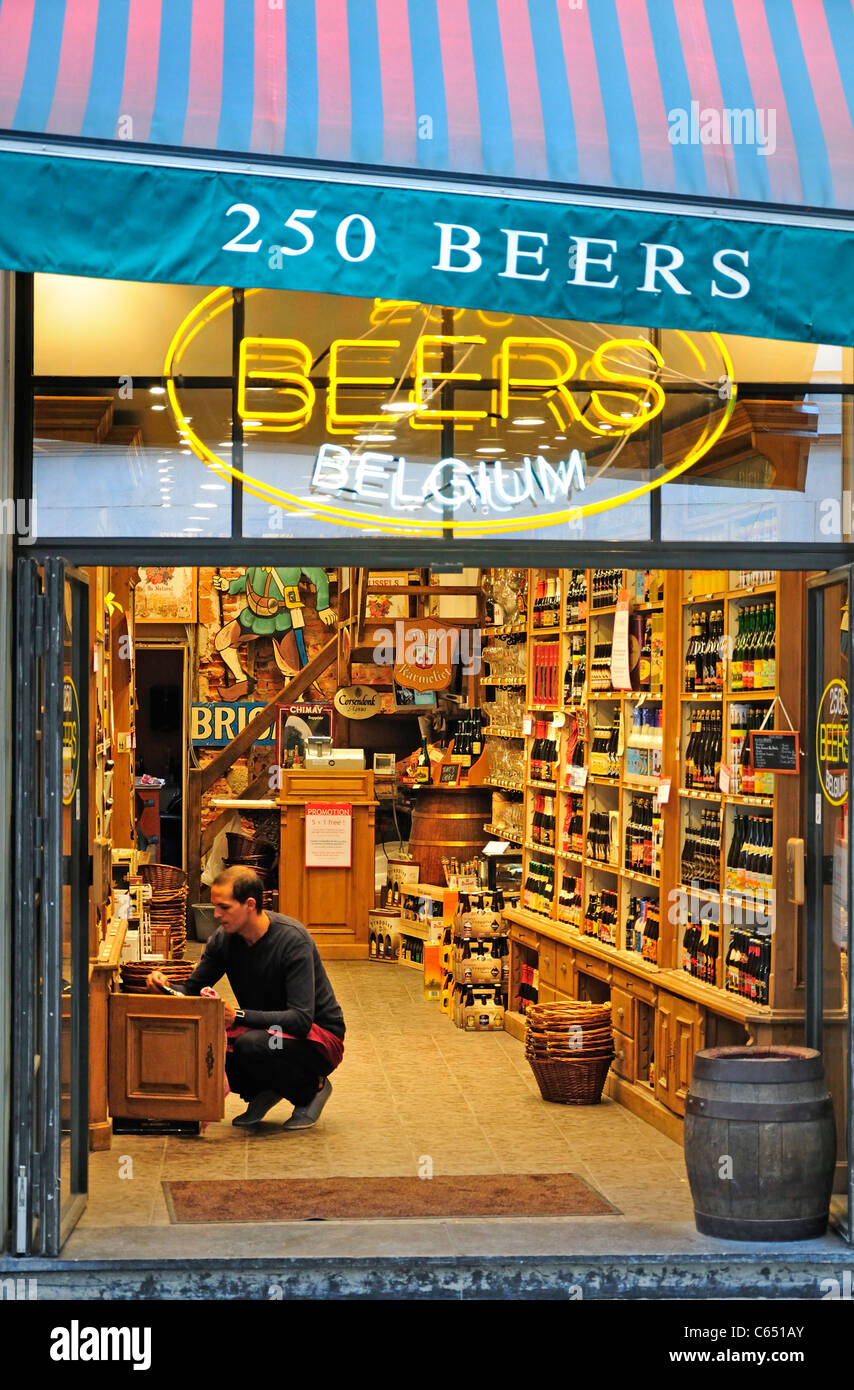 Brussels, Belgium. Beer shop selling 250 different beers Stock Photo ...
