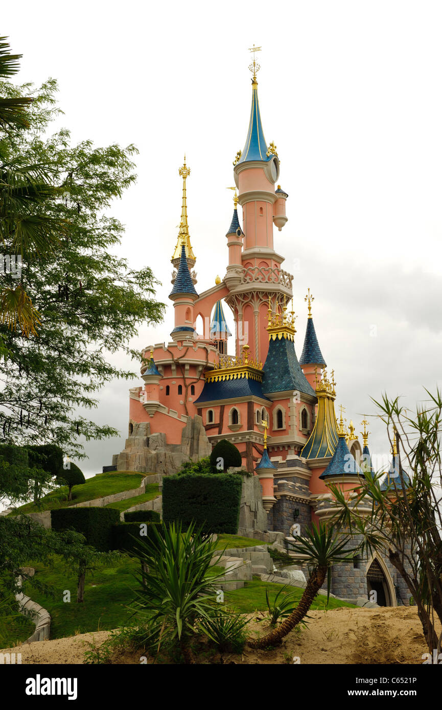 Sleeping beautys castle disneyland paris hi-res stock photography and ...