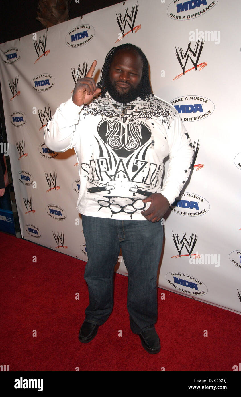 Wwe superstar mark henry hi-res stock photography and images - Alamy