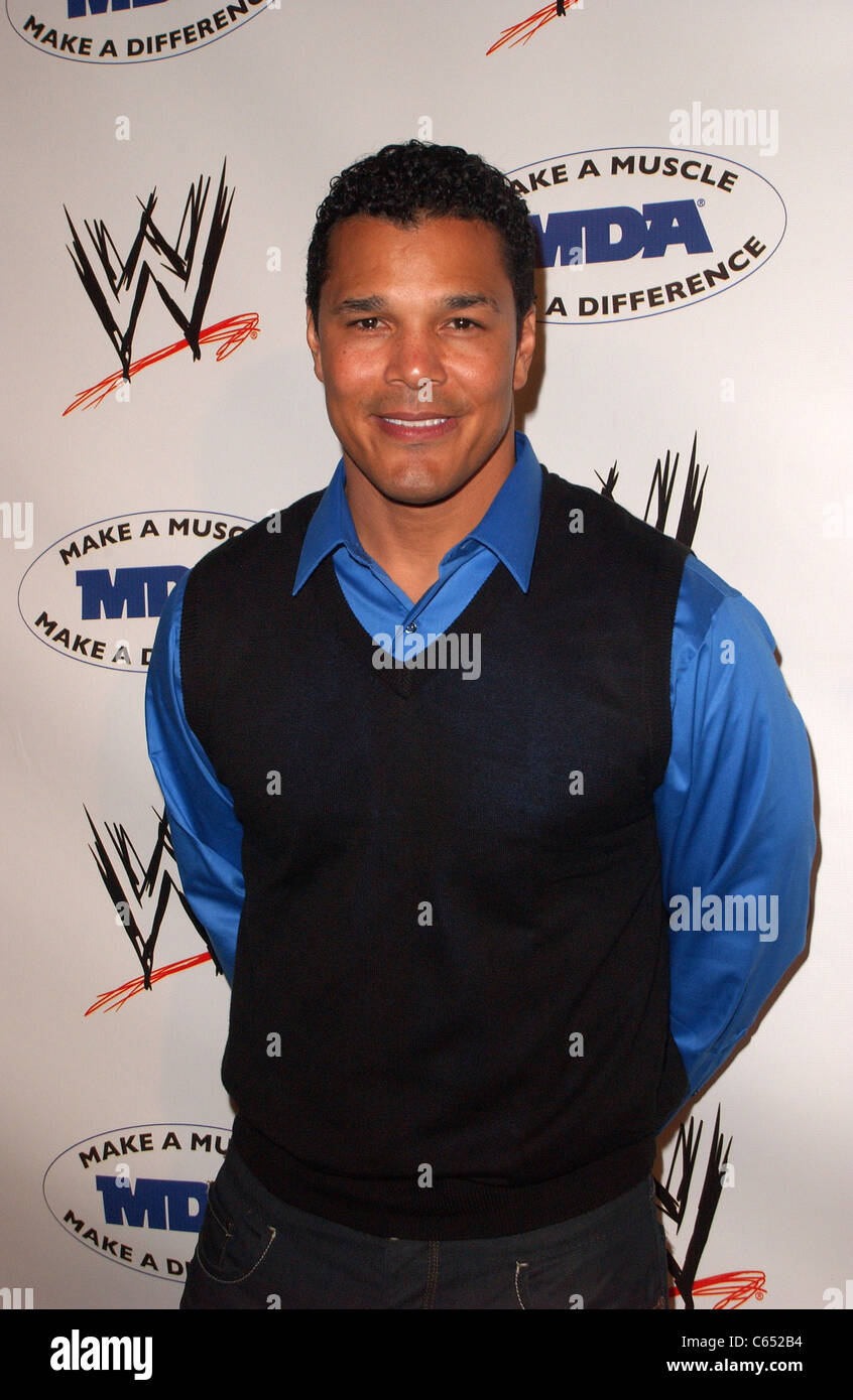 Geno Segers in attendance for WWE SummerSlam Kick-Off Party to Benefit ...