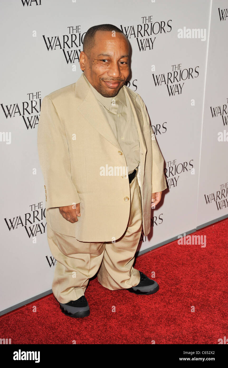 Tony full length hi-res stock photography and images - Alamy