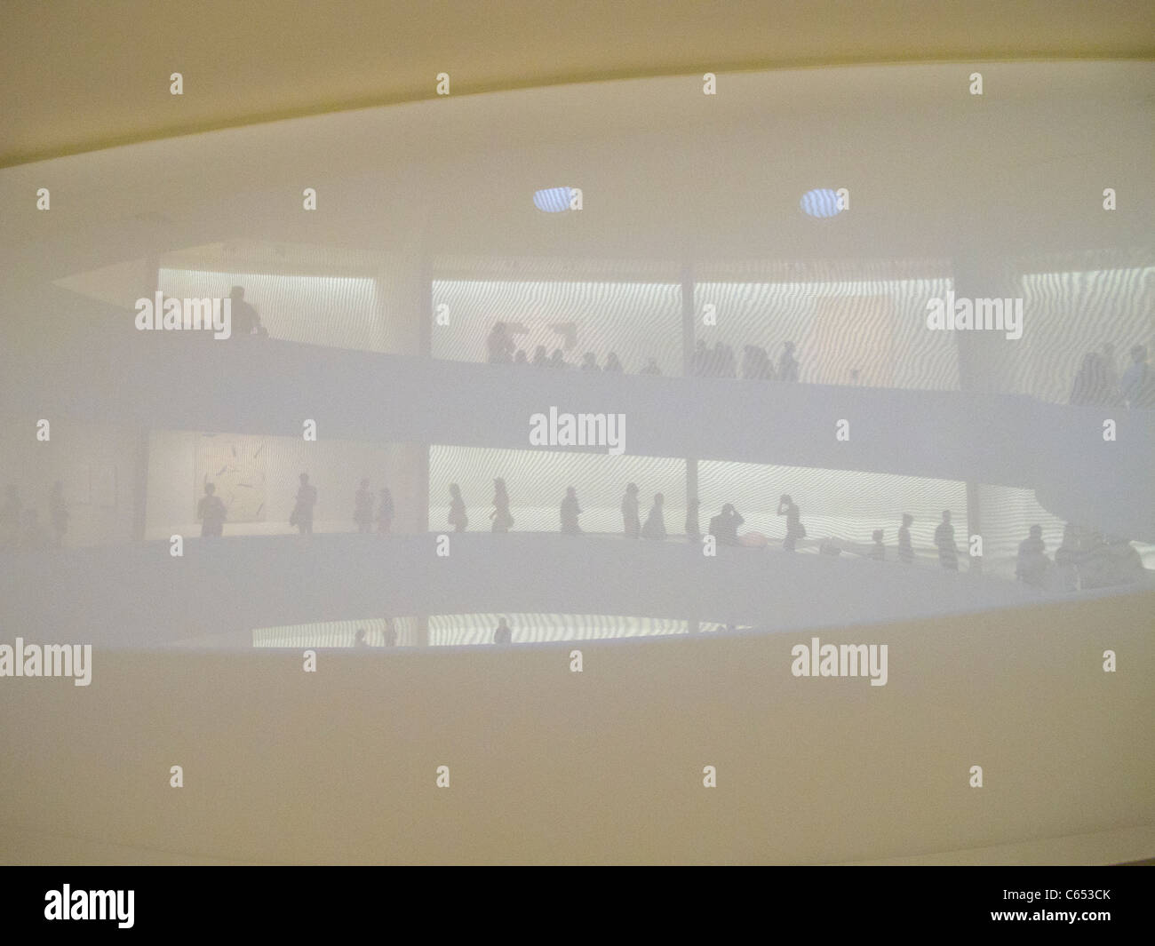 Guggenheim new york ramp hi-res stock photography and images - Alamy