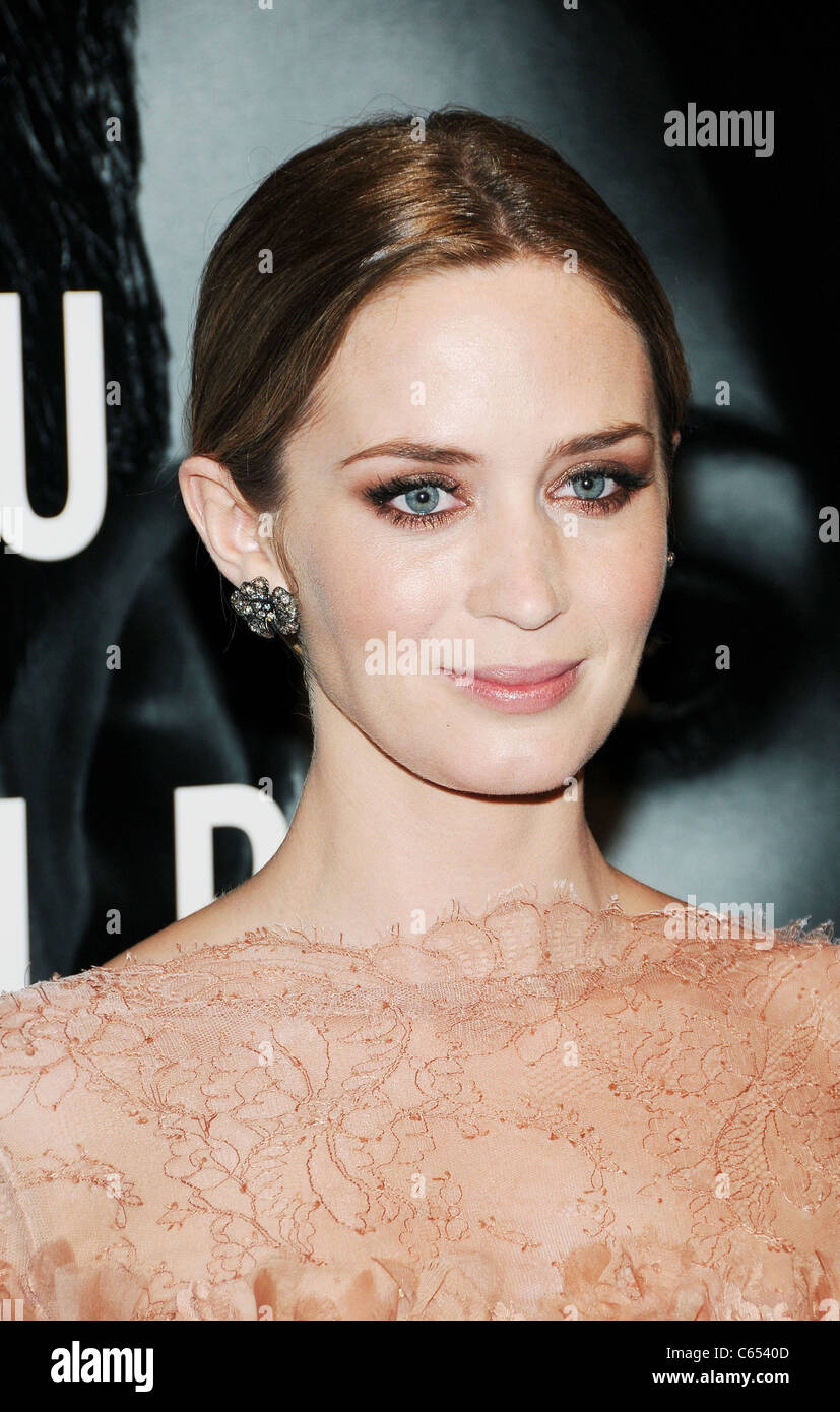 Emily Blunt at arrivals for THE ADJUSTMENT BUREAU Premiere, The ...