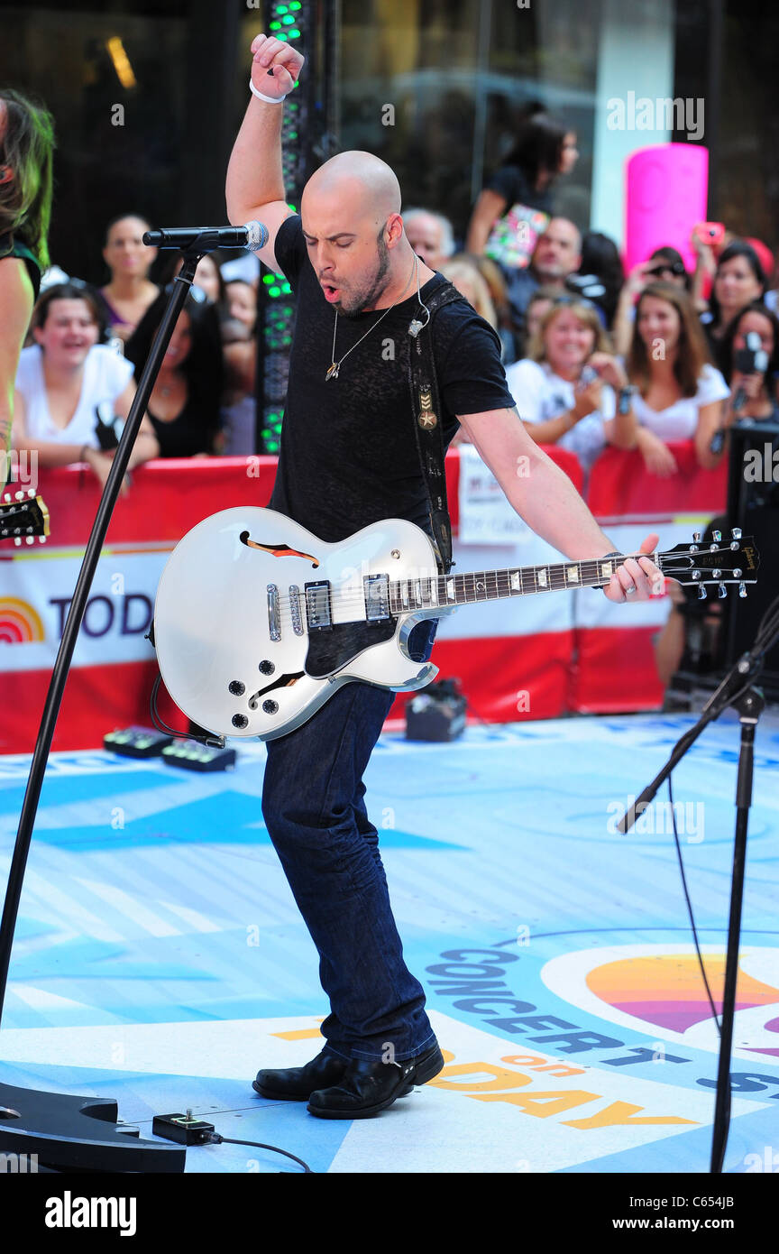 Daughtry on stage for NBC Today Show Concert with Daughtry, Rockefeller ...