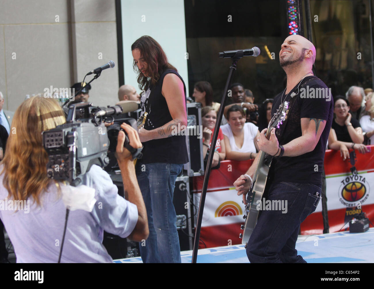 Chris Daughtry on stage for NBC Today Show Concert with Daughtry ...