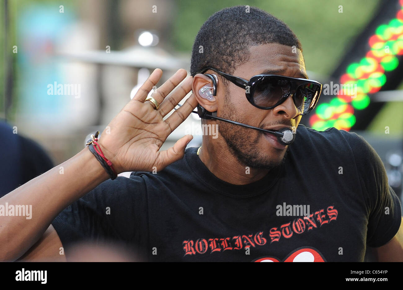 Usher on stage for CBS The Early Show Concert with USHER, Rumsey ...