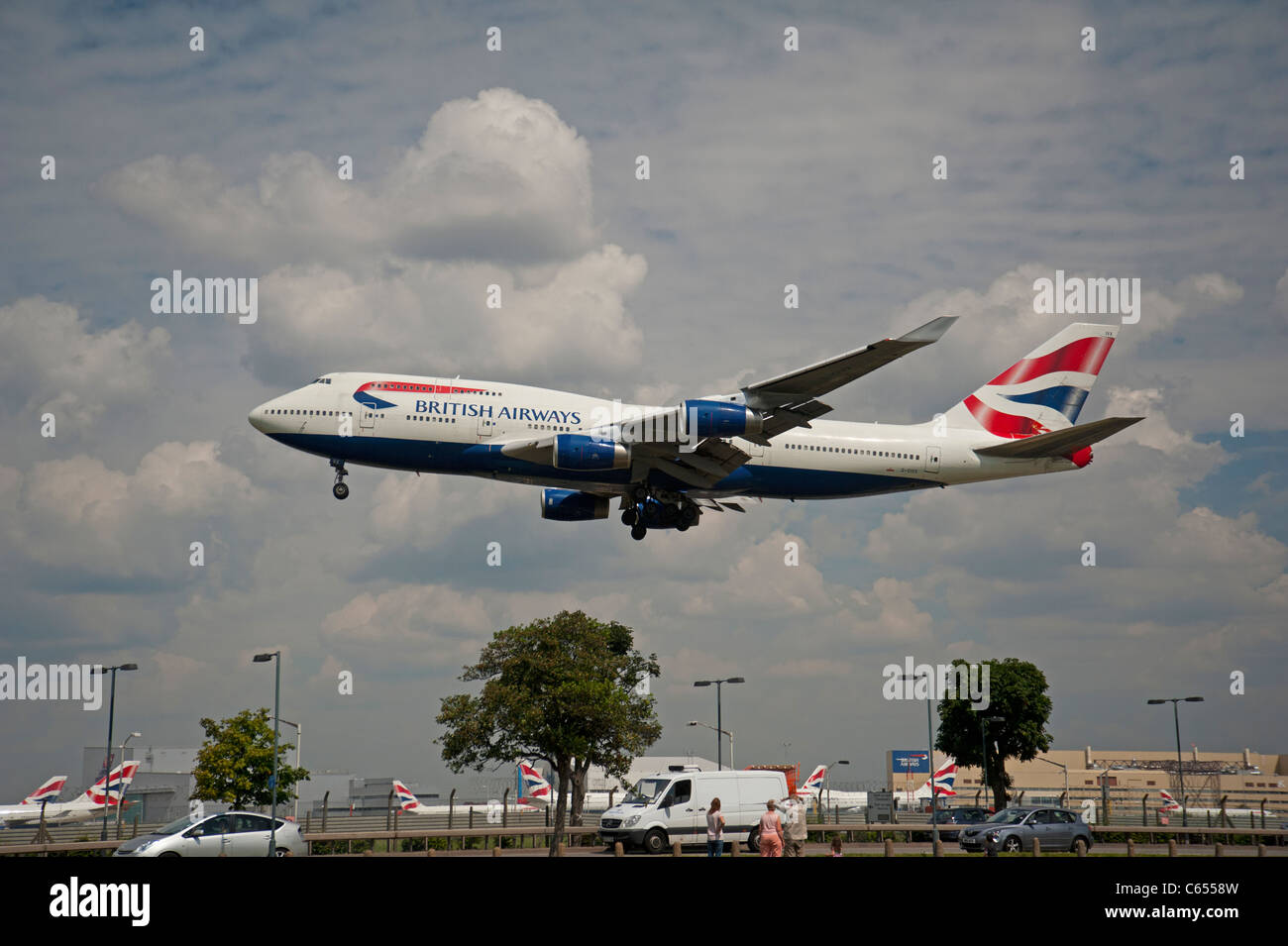 Boeing 747 400 tail hi-res stock photography and images - Alamy
