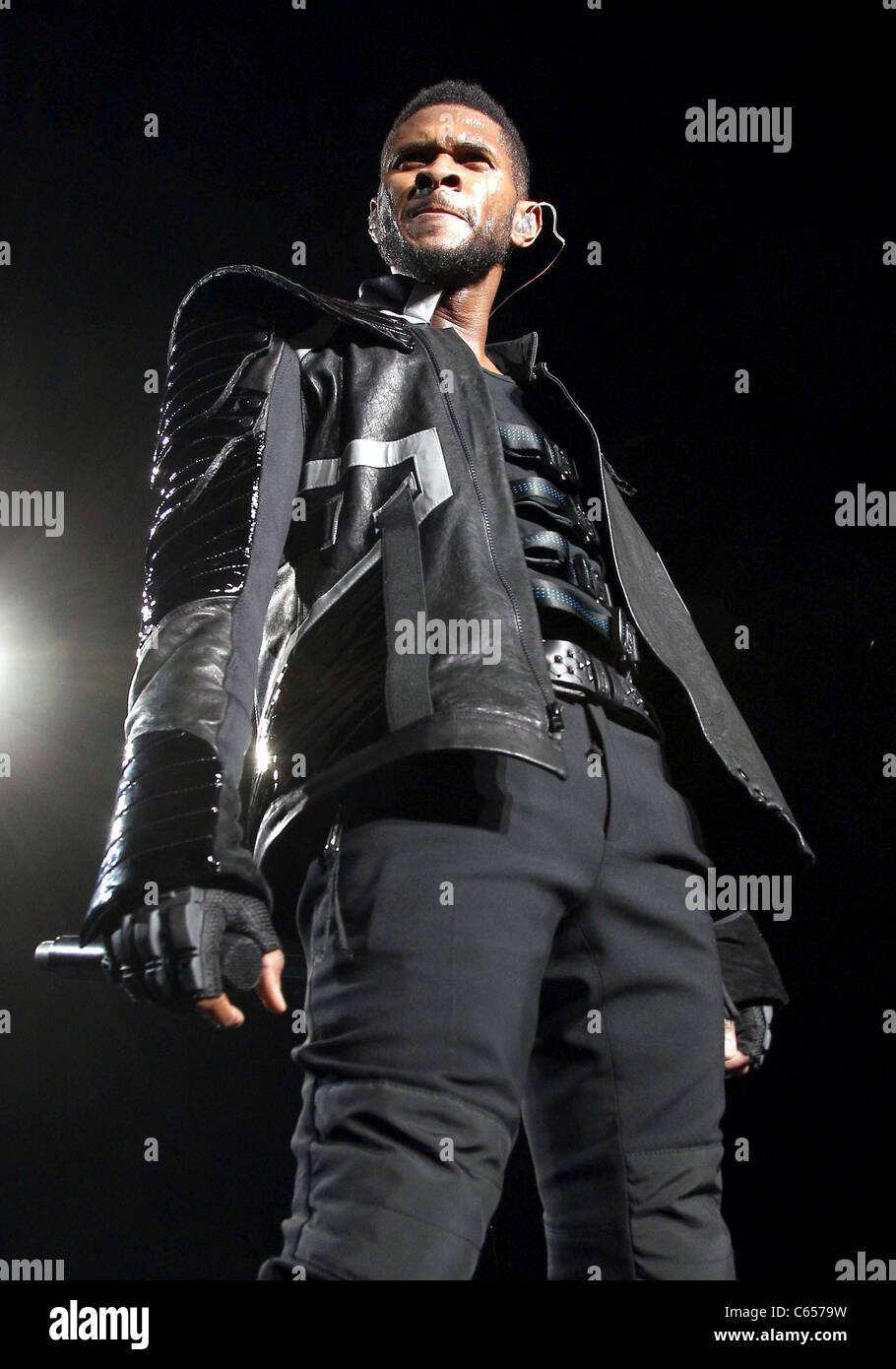 Usher on stage for Usher in the OMG Tour, Mandalay Bay Events Center ...