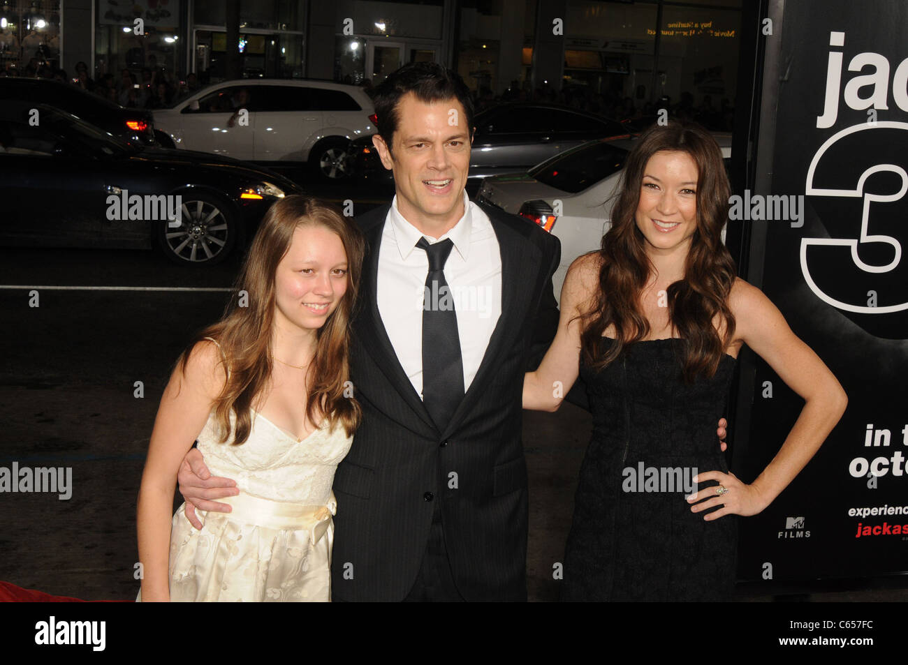 Madison clapp johnny knoxville naomi hi-res stock photography and ...