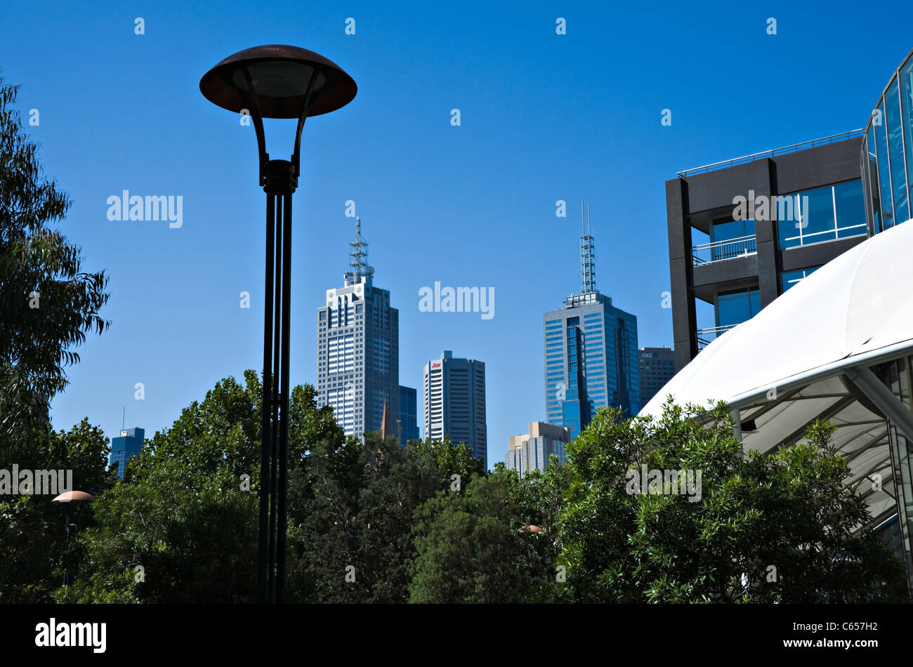 Building buildings canopy hi-res stock photography and images - Alamy