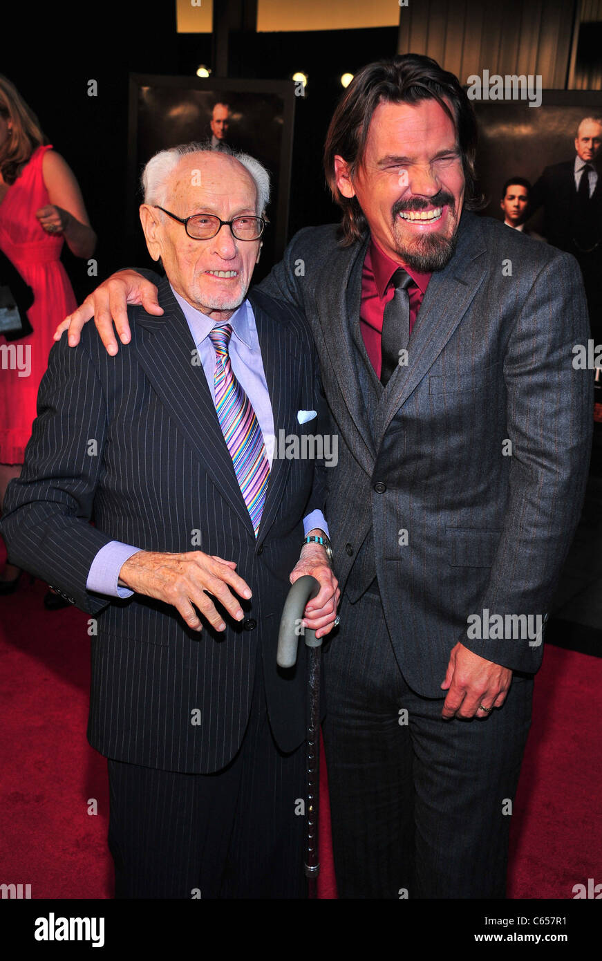 Eli wallach and josh brolin hi-res stock photography and images - Alamy