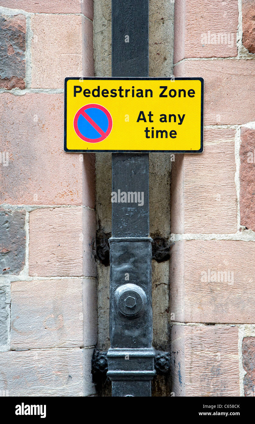 Pedestrian Zone sign Stock Photo - Alamy