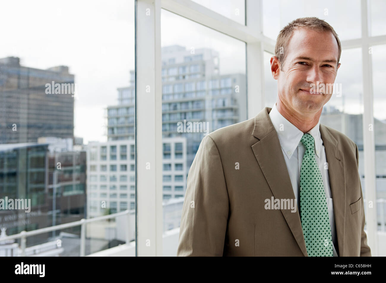 Portrait cream suit hi-res stock photography and images - Alamy
