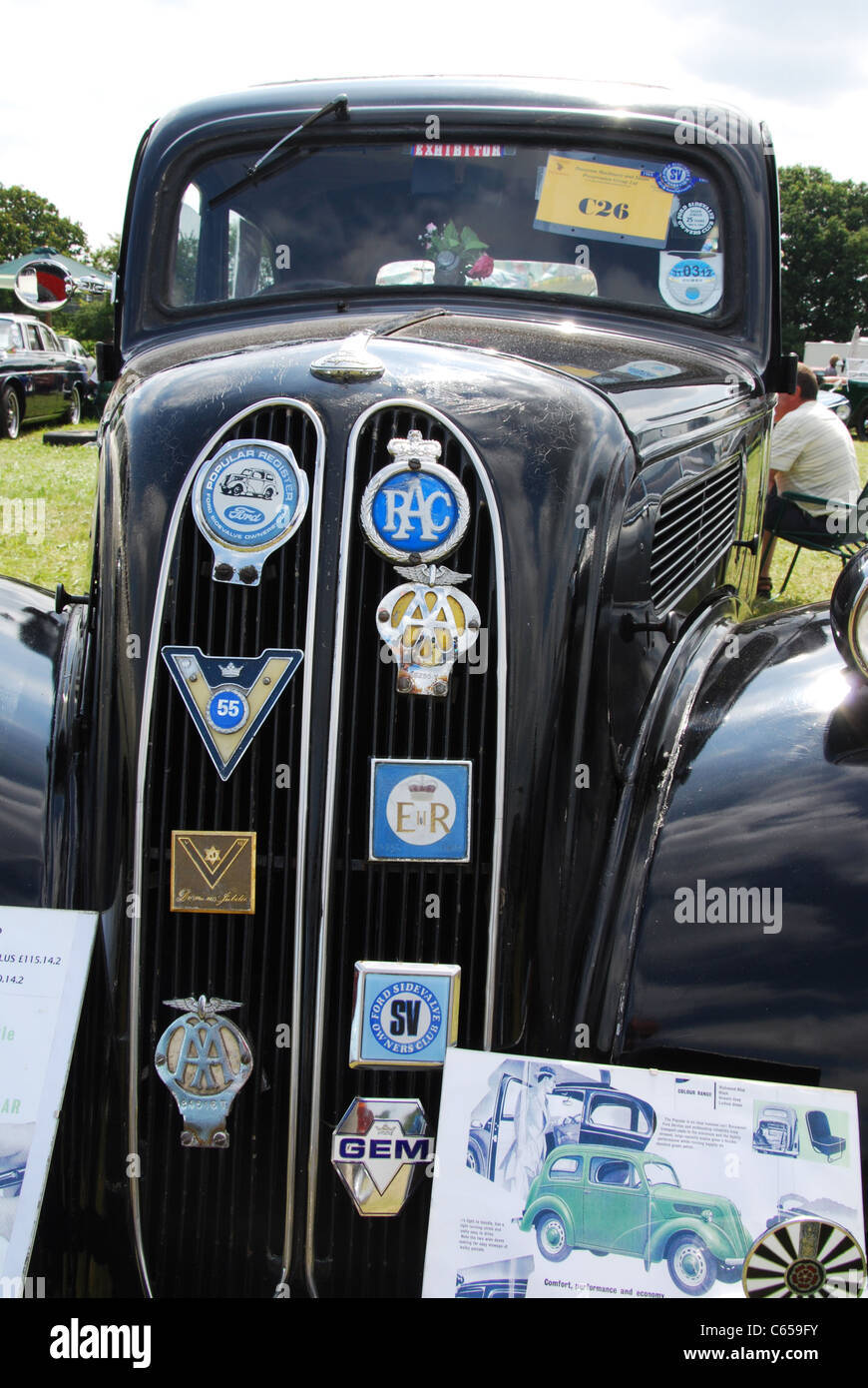 Ford popular saloon hi-res stock photography and images - Alamy