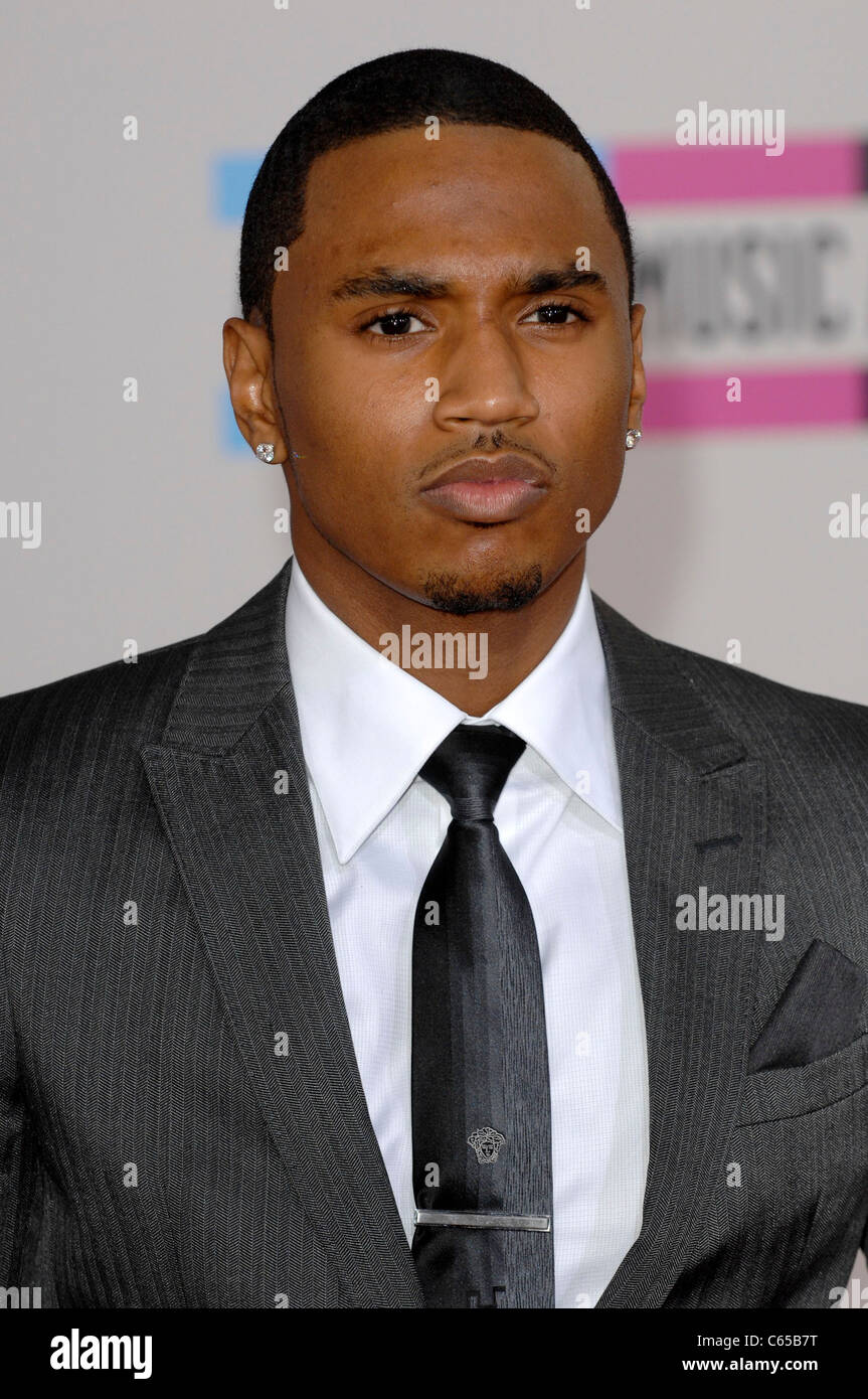 Trey Songz Lemmeholdatbeat