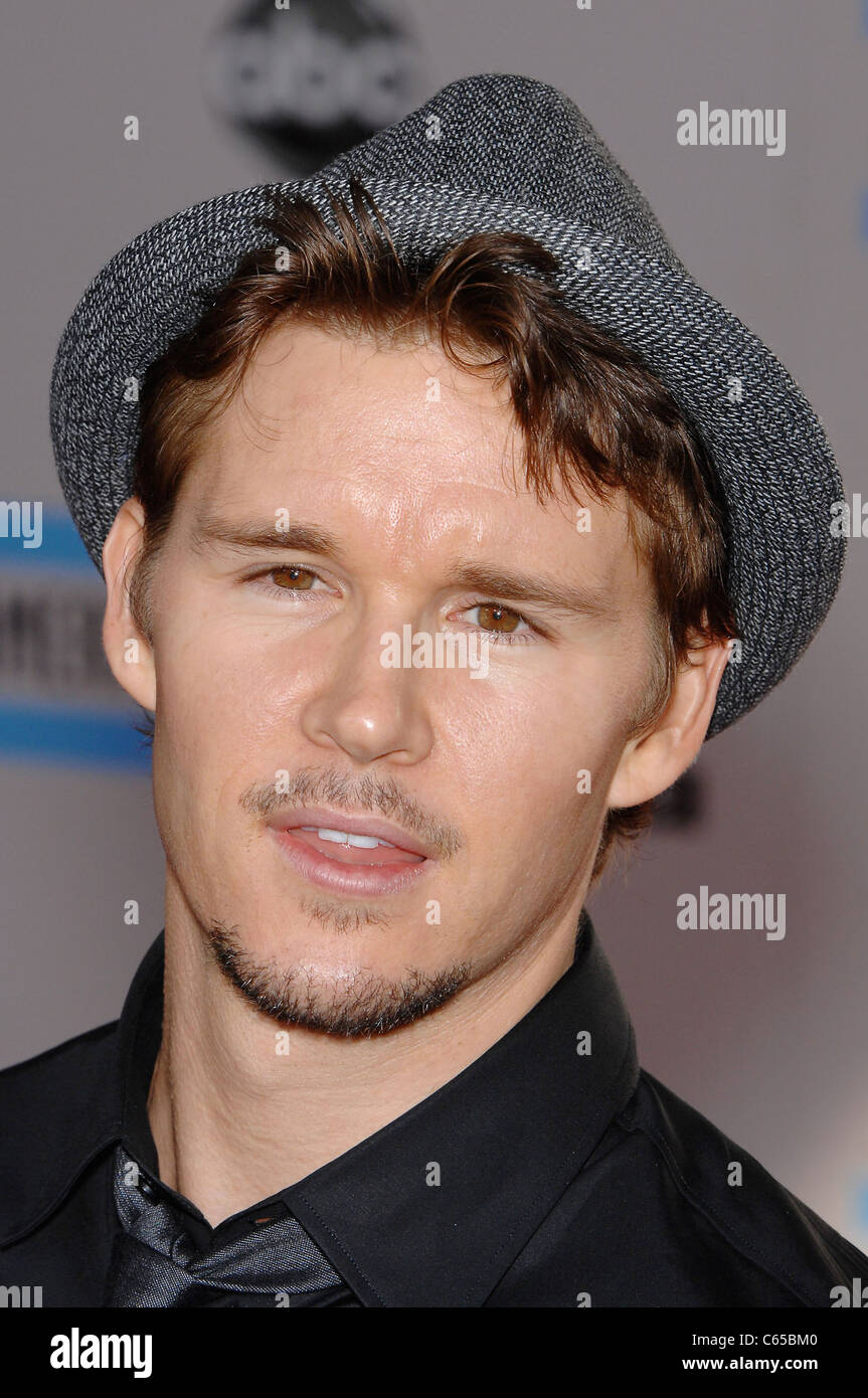 Ryan Quanten at arrivals for The 37th Annual American Music Awards ...